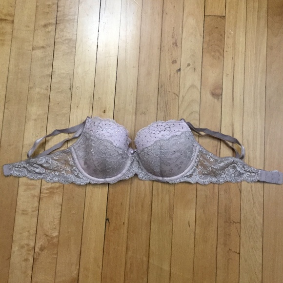 Victoria's Secret | Intimates & Sleepwear | Used 34d Bra | Poshmark